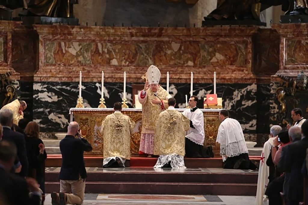 Cardinal Burke to celebrate the Traditional Latin Mass in St. Peter’s ...